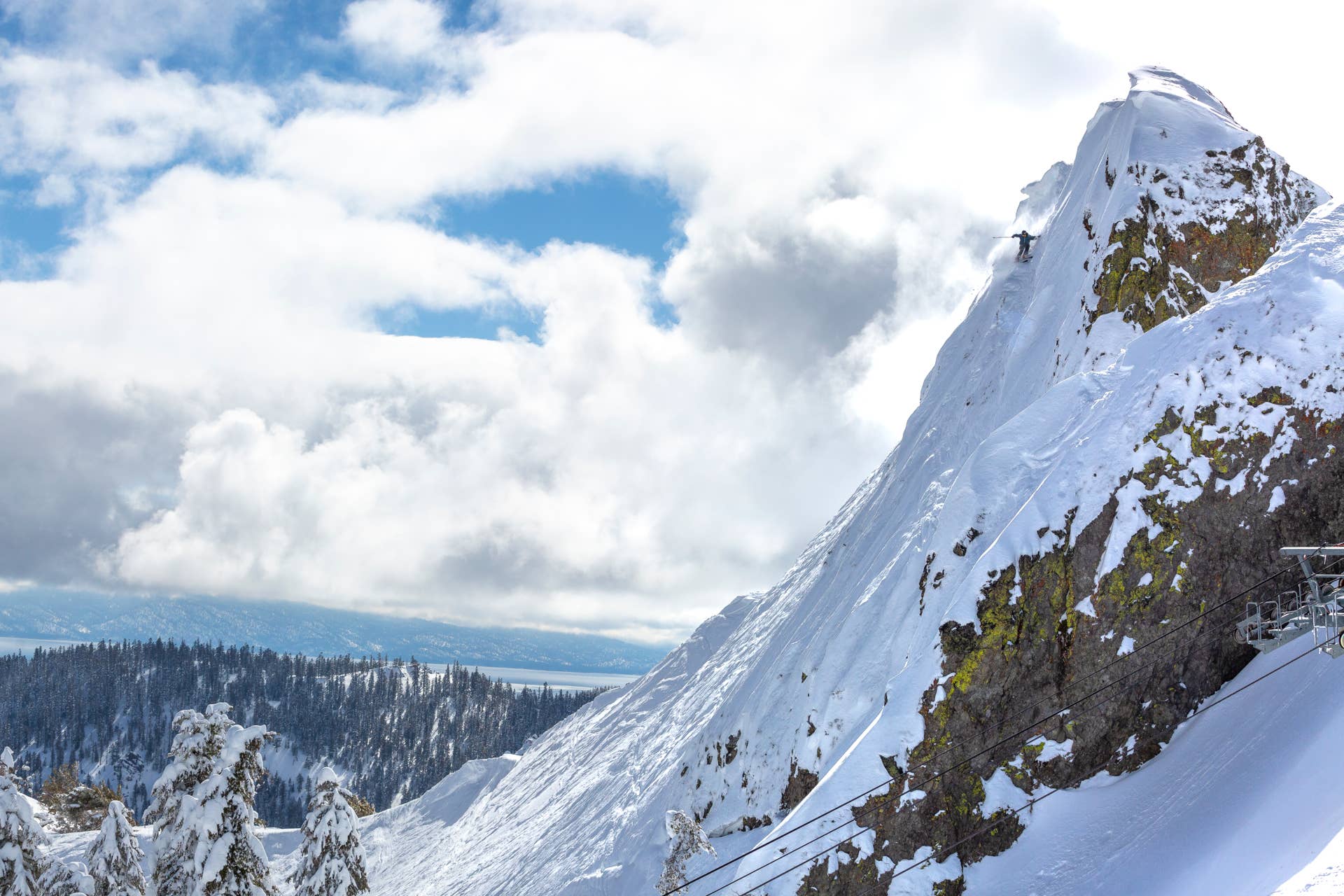 Black Diamond Skiing Explained: Skills, Gear and Best Runs - Powder
