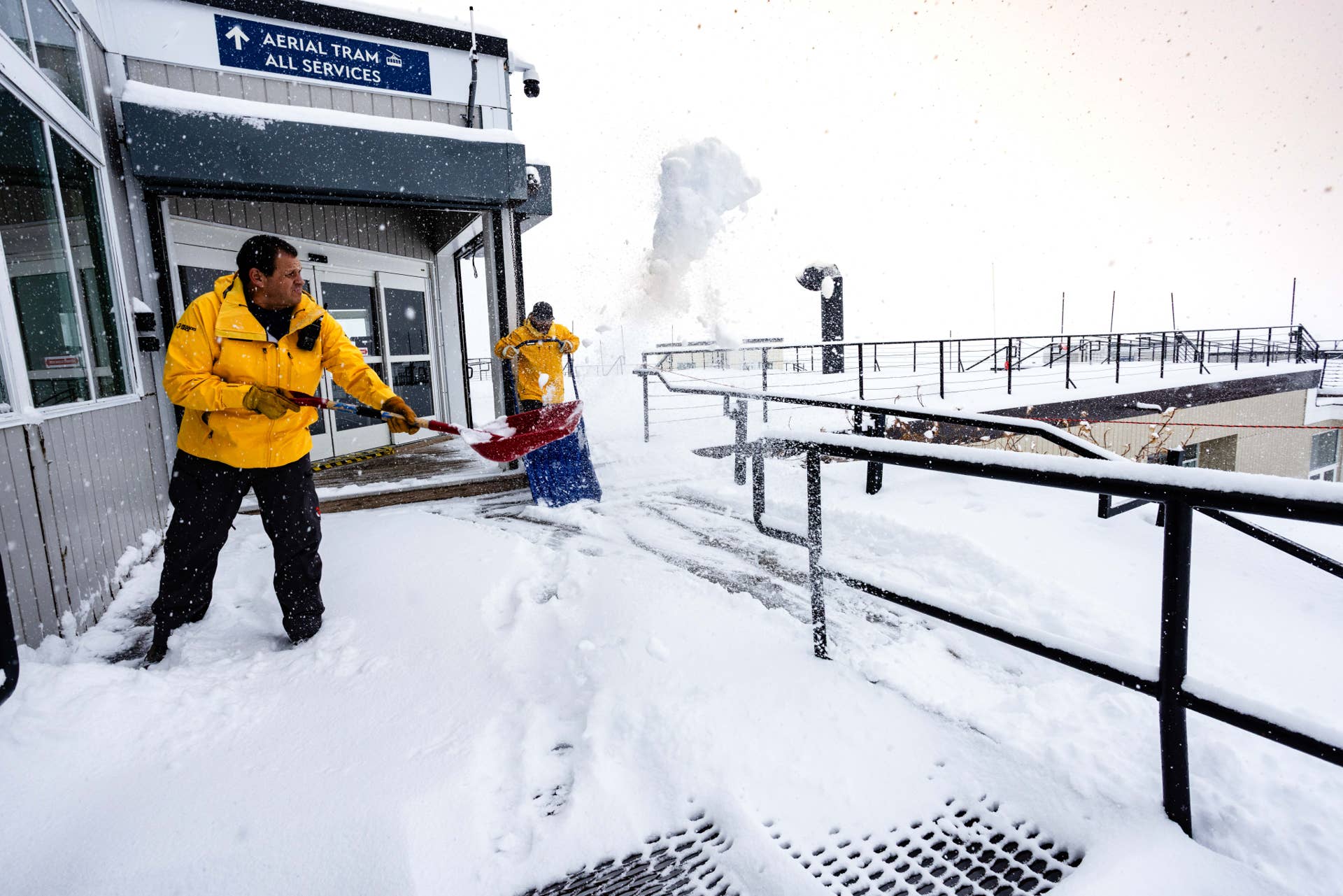Lake Tahoe and California Mountains Expecting Feet of Snow - POWDER