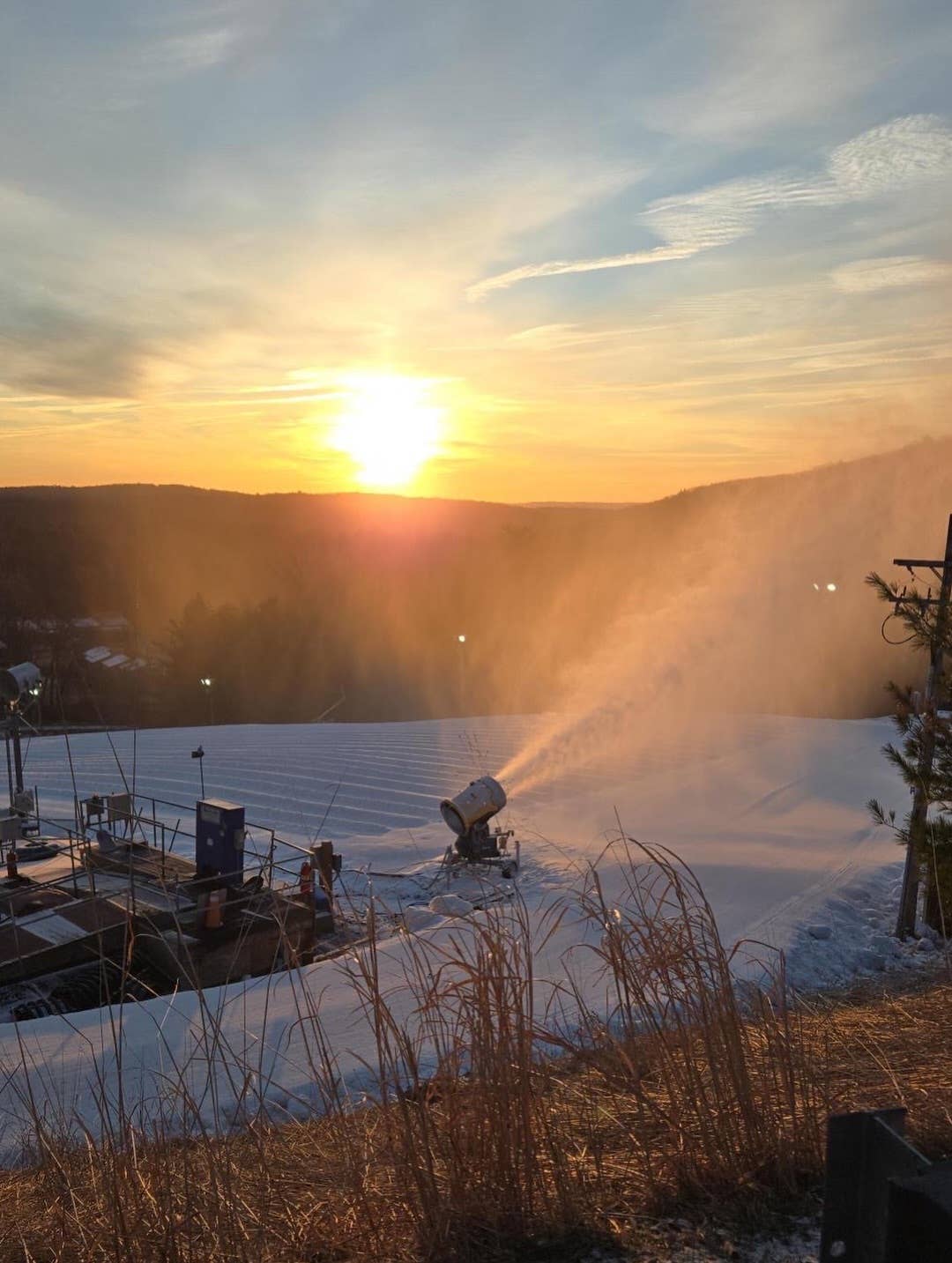 Blue Mountain and Camelback Fire Up Snowmaking In March - Powder