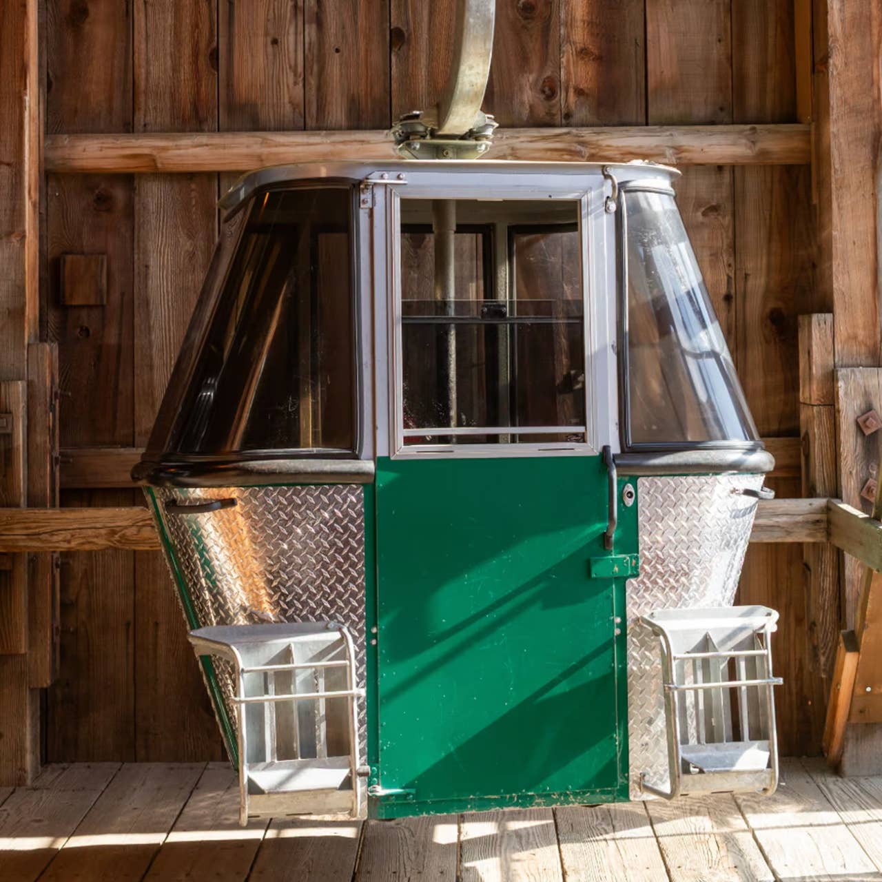 Sugar Bowl Selling Old Gondola Cabins For $10k - POWDER