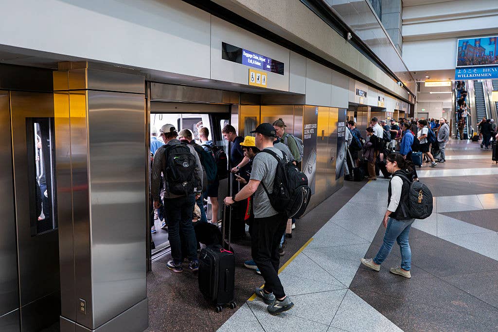 Denver International Airport To Add Walkways Between Terminals - POWDER