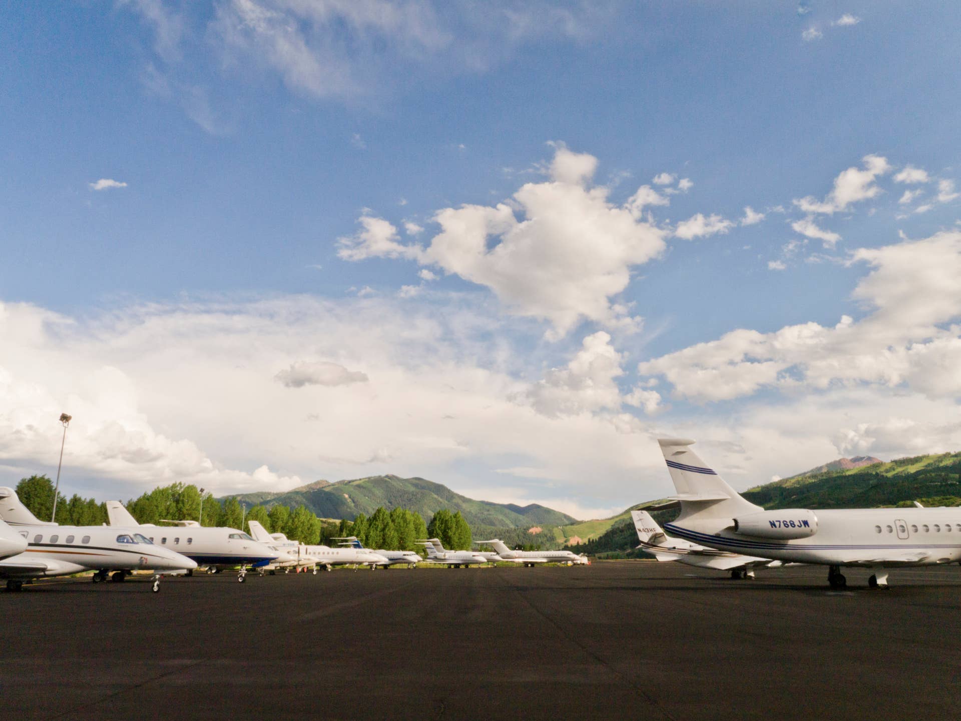 Aspen Airport To Close for Several Months In 2027 - POWDER