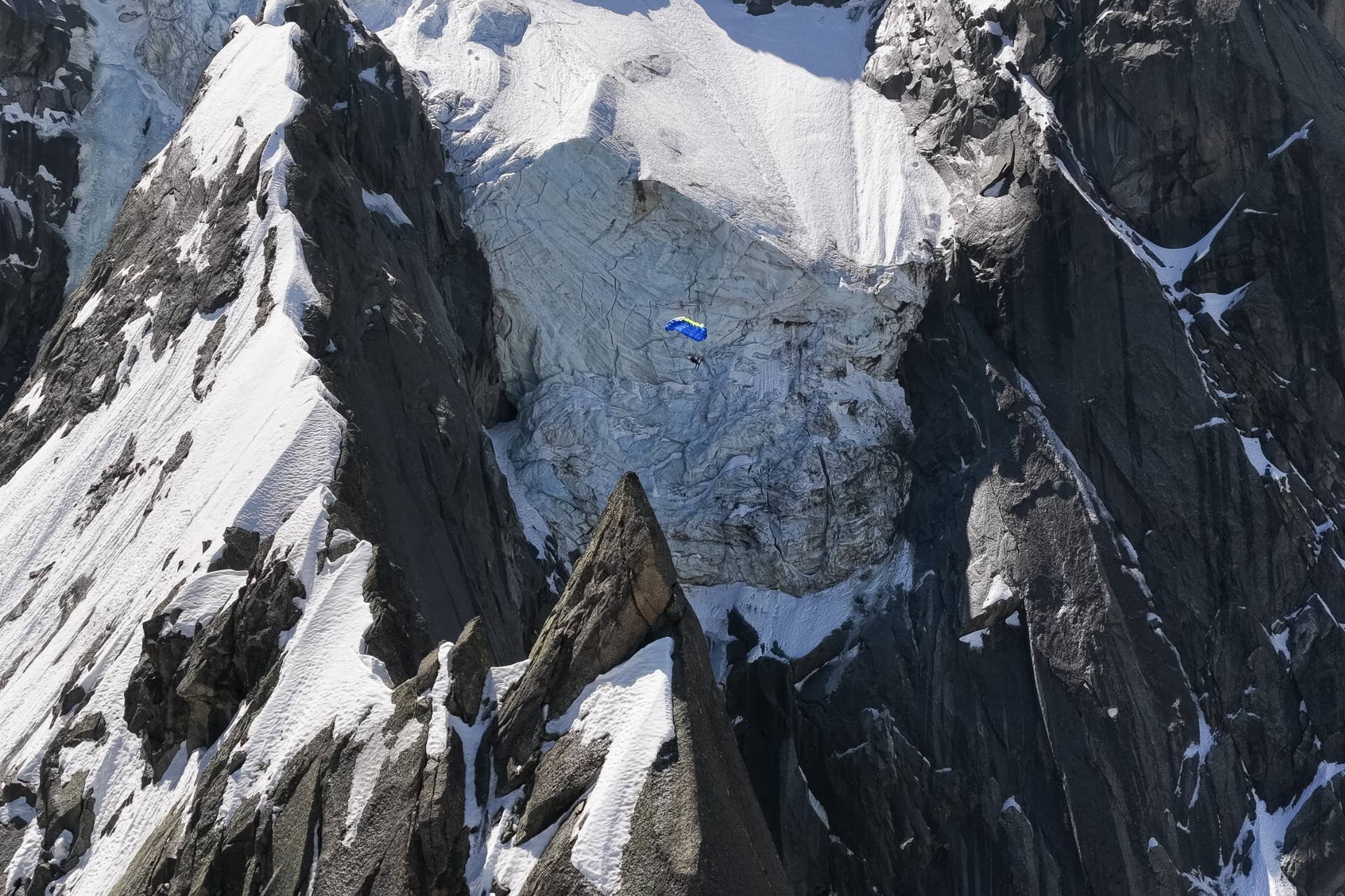 First Ski BASE Jump of Aiguille du Plan North Face - Powder