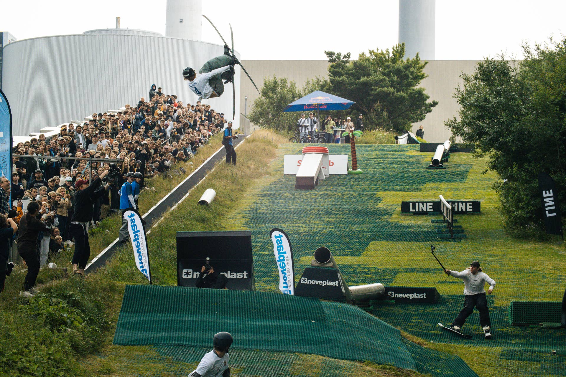 The World's Biggest Dry Ski Slope Competition Goes Down in Just Three ...