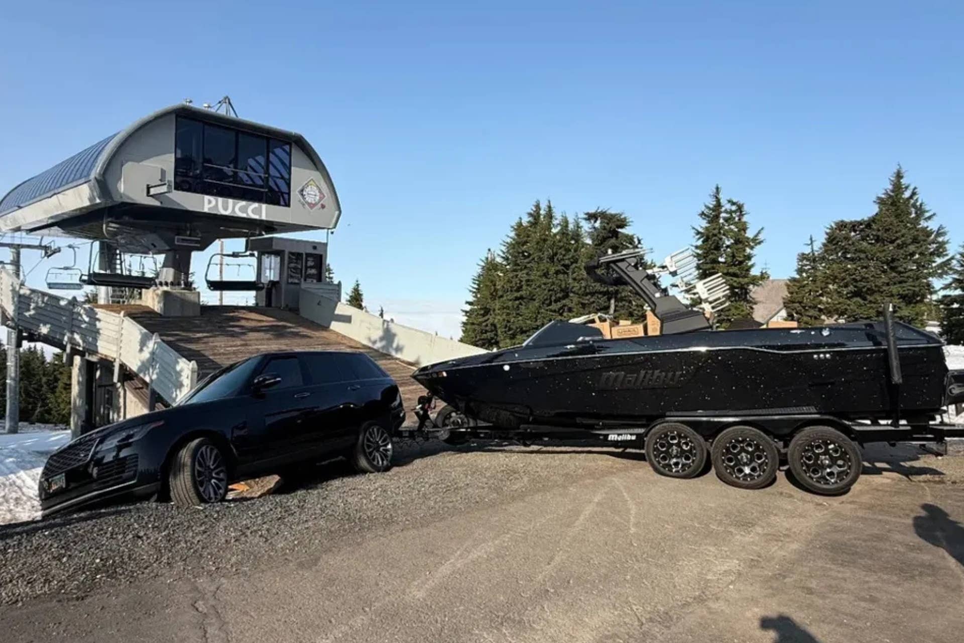 Car Jackknifes $100k+ Wake Boat at Top of Oregon Ski Lift - Powder