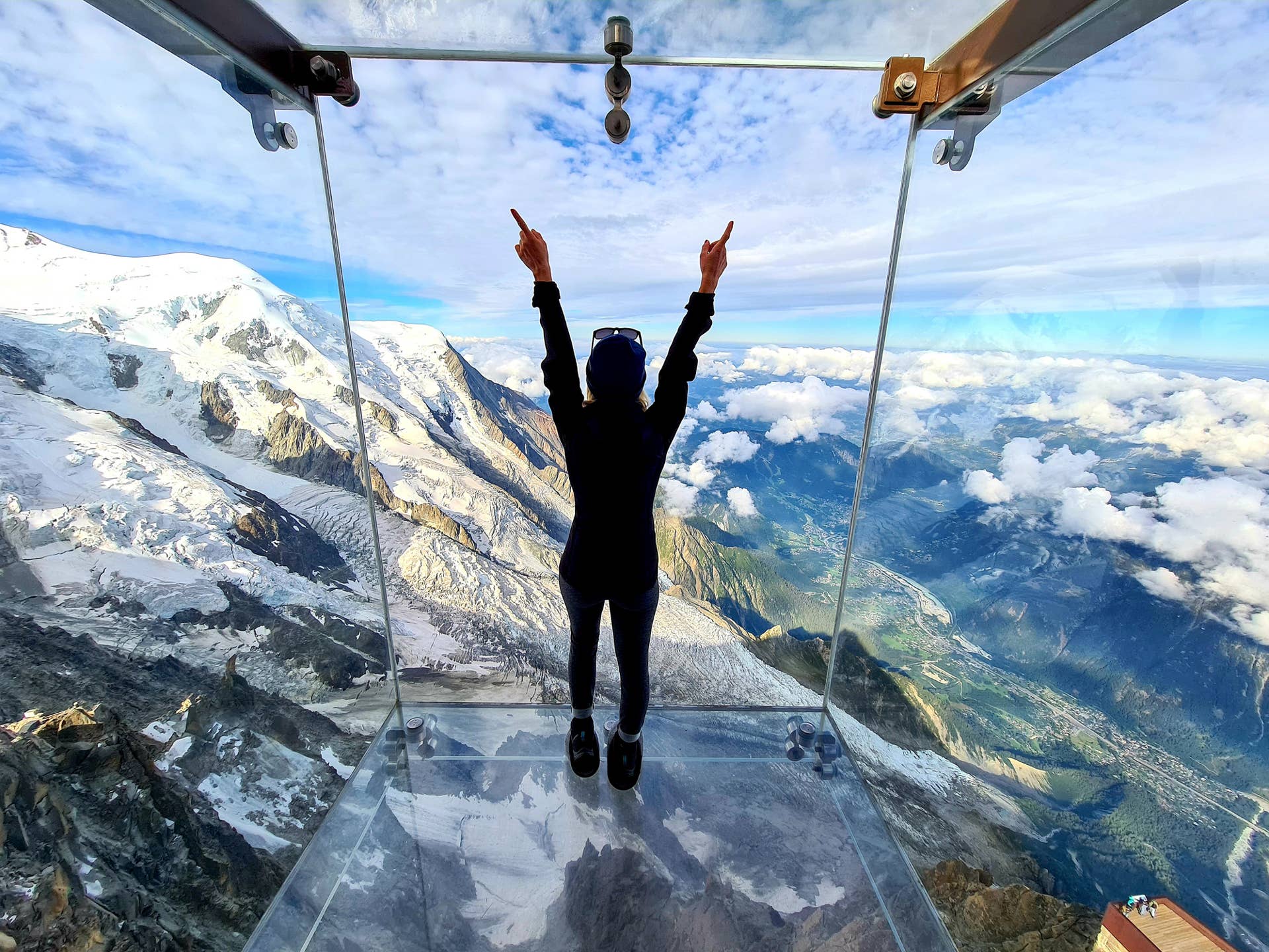 The 10 Most Extreme Ski Lifts in the World - Powder