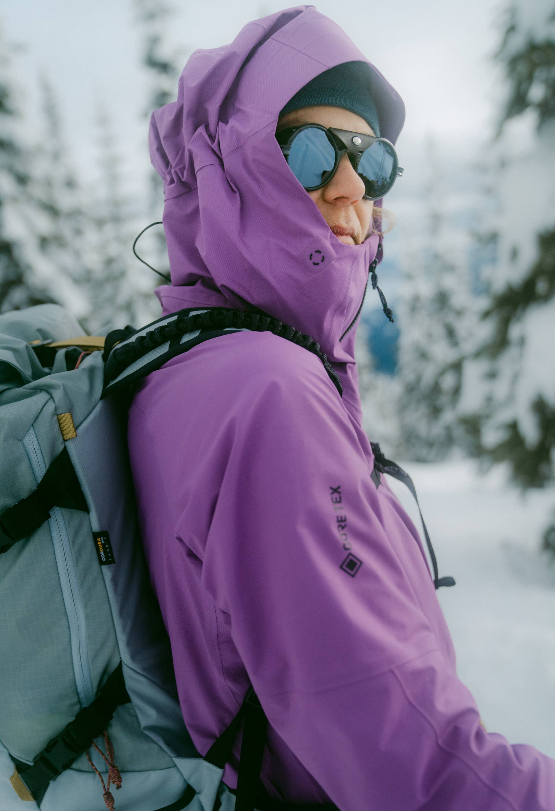 POWDER Review: Mountain Hardwear High Exposure™ GORE-TEX Kit - POWDER