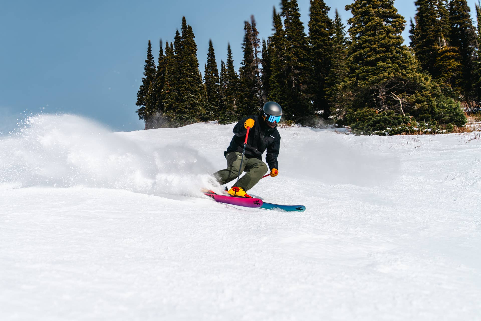 How To Layer for Skiing: The Ultimate Guide - Powder