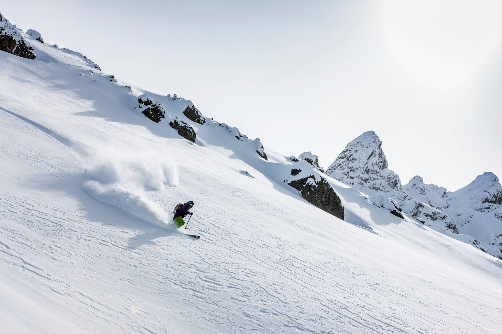 Essential Ski Gear and Tech Terms: A Comprehensive Glossary - Powder