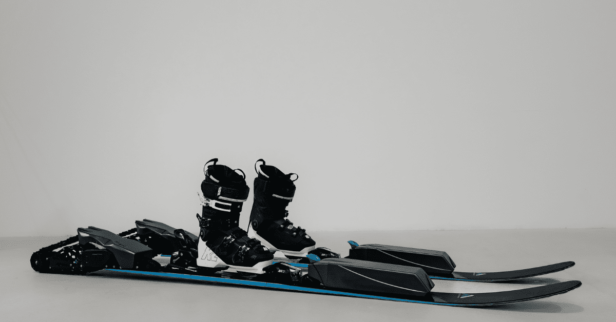 Self-Propelled, Electric Skis Are Here: Meet the Vipera