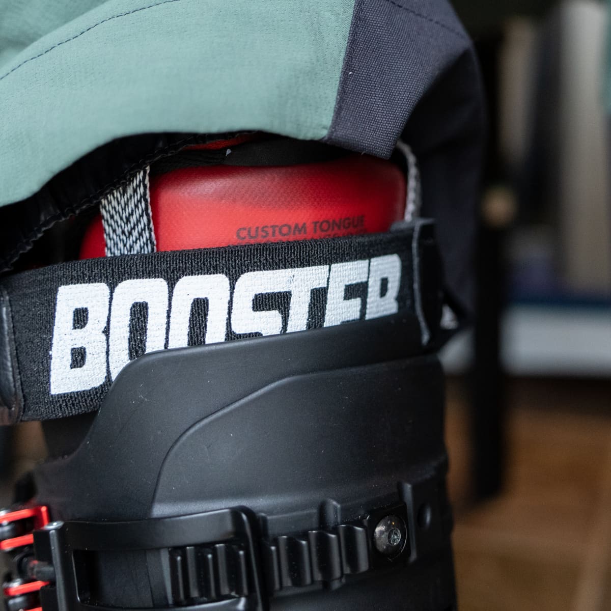 Booster strap store