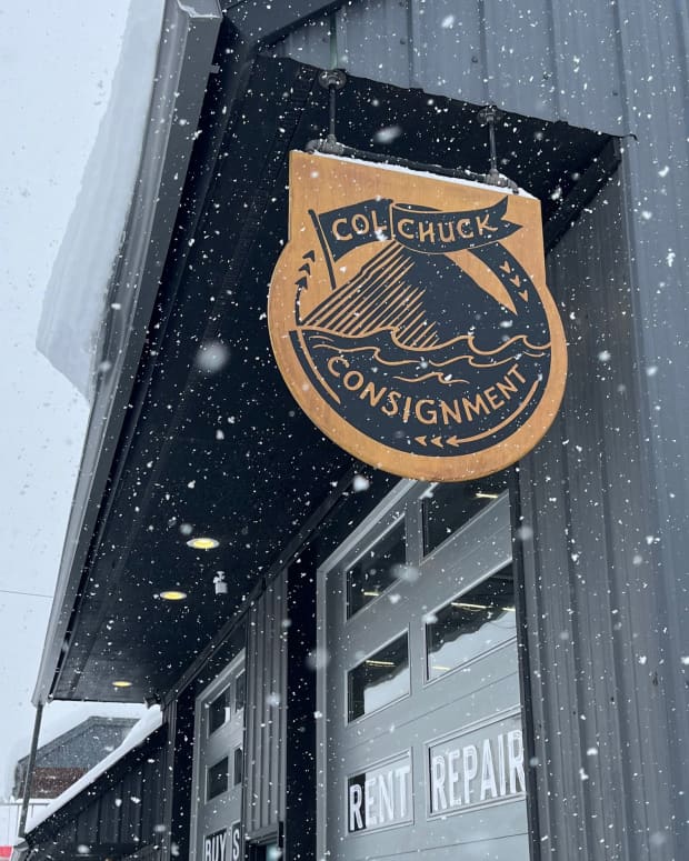 POWDER Magazine - The Skier's Magazine