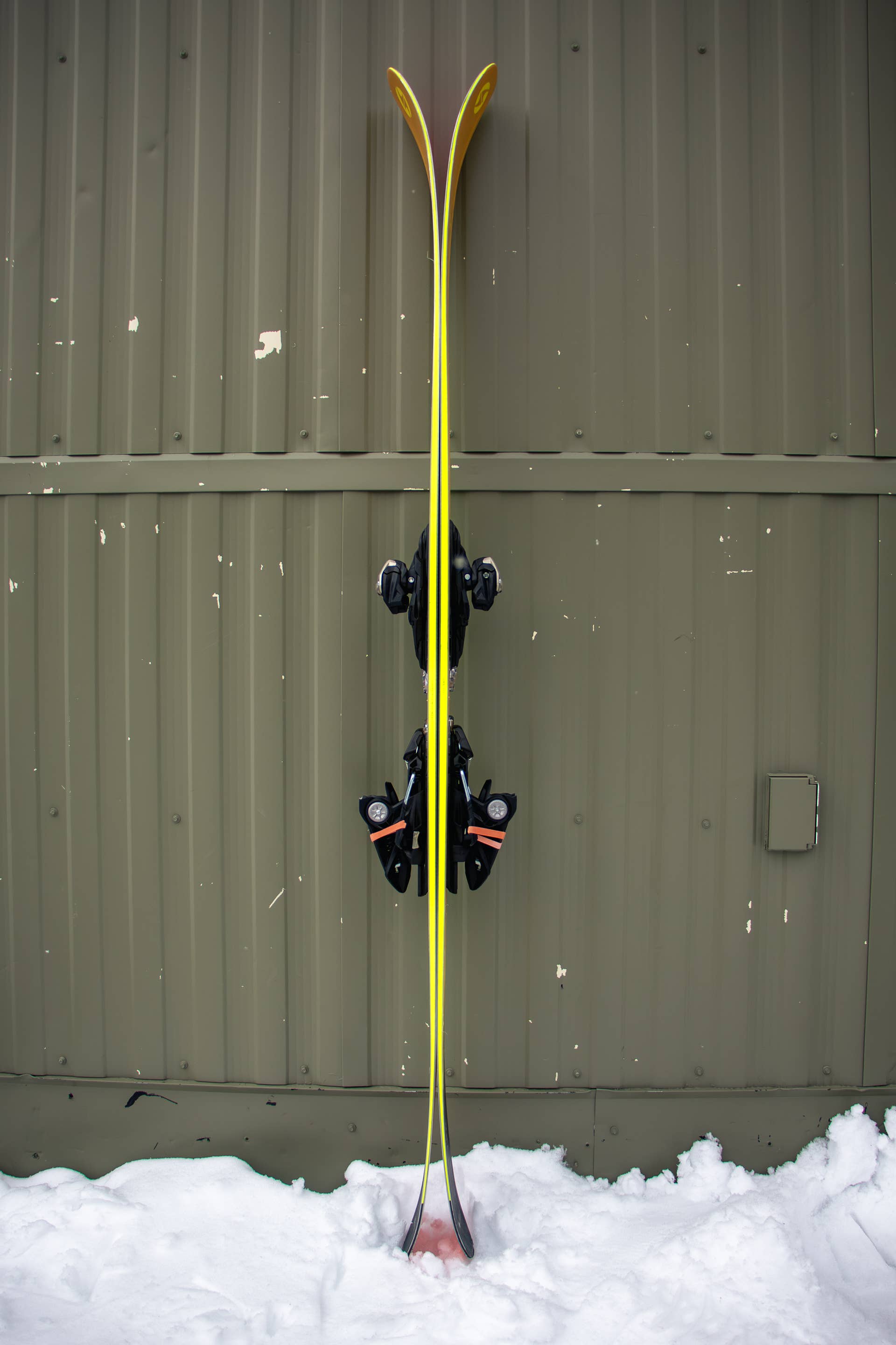 Review: 2025 Blizzard Rustler 11 Skis