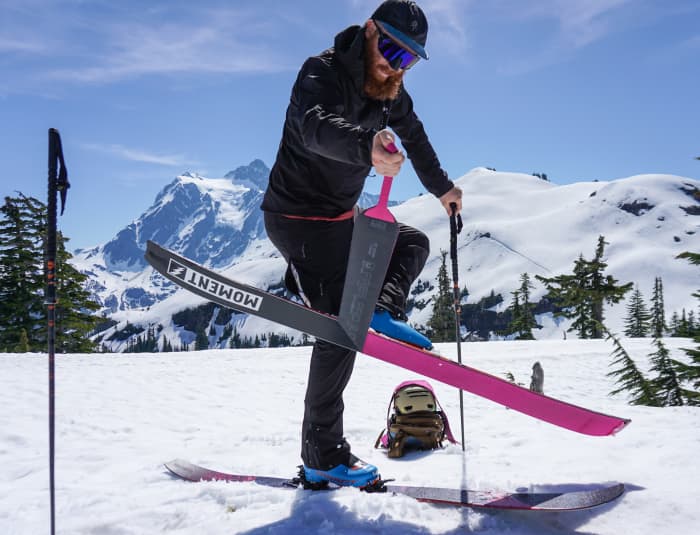 Powder Review: Strafe Recon Softshell Kit