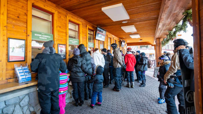 Holiday Ski Lift Ticket Prices Are Out of Control ($300+)
