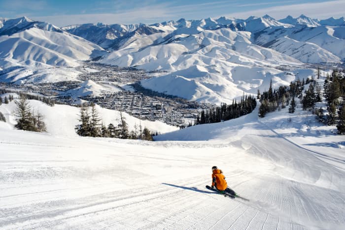The 7 Best Ski Resorts for Mogul Skiing in the U.S.