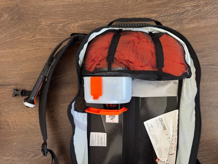 Arc’teryx’s Micon LiTRIC™ 32 Is The Best Avalanche Airbag We've Found