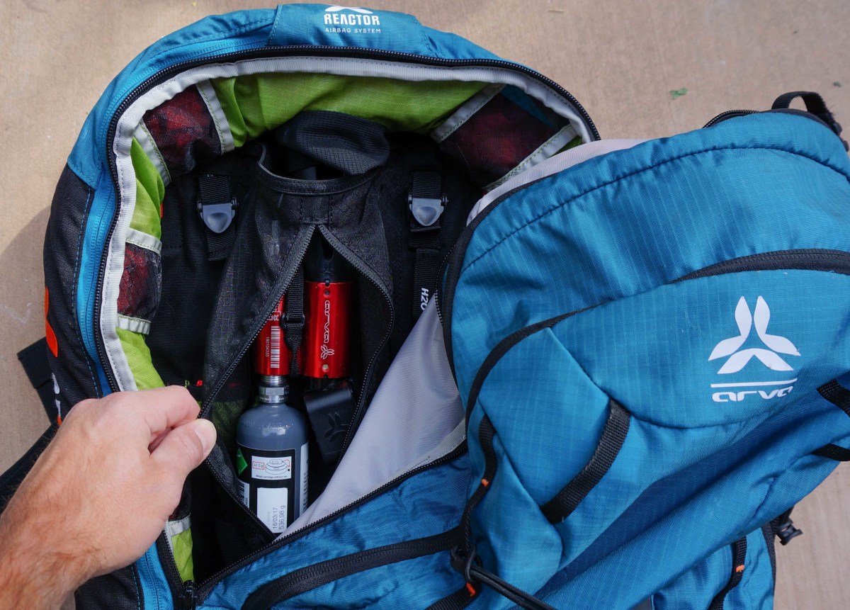 Avalanche Airbag Backpacks Shed Weight to be More User Friendly | POWDER