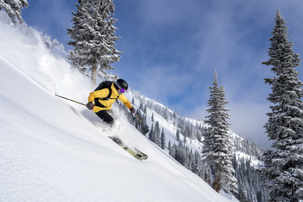 Crystal Mountain Resort (Washington): The Complete Guide