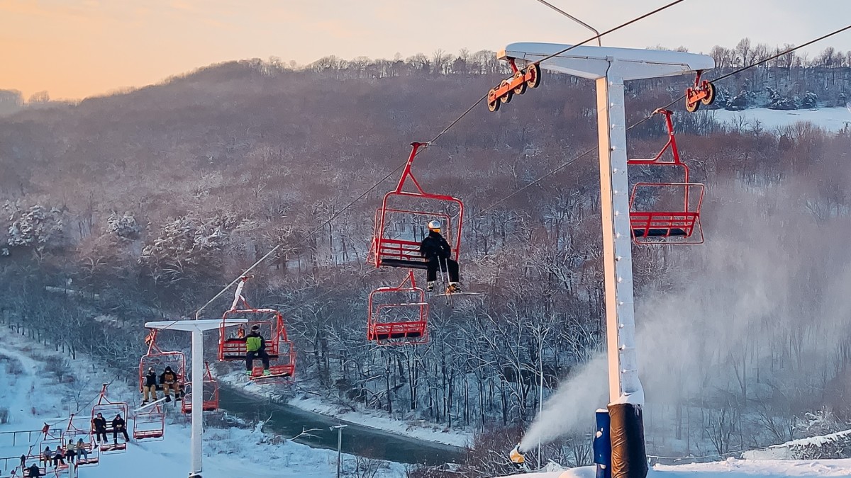 10 Unusual States With Ski Resorts: America's Hidden Gems