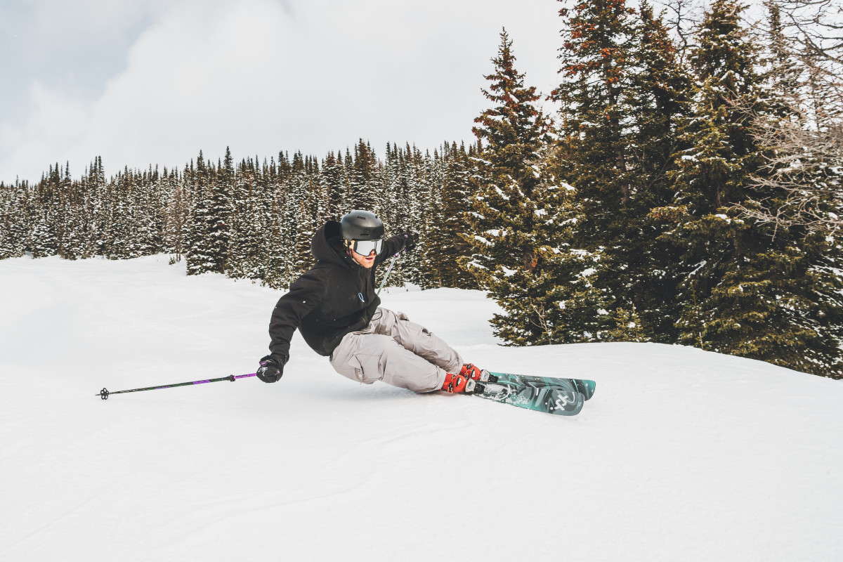 Powder Review: 2025 Völkl Revolt 104 Skis