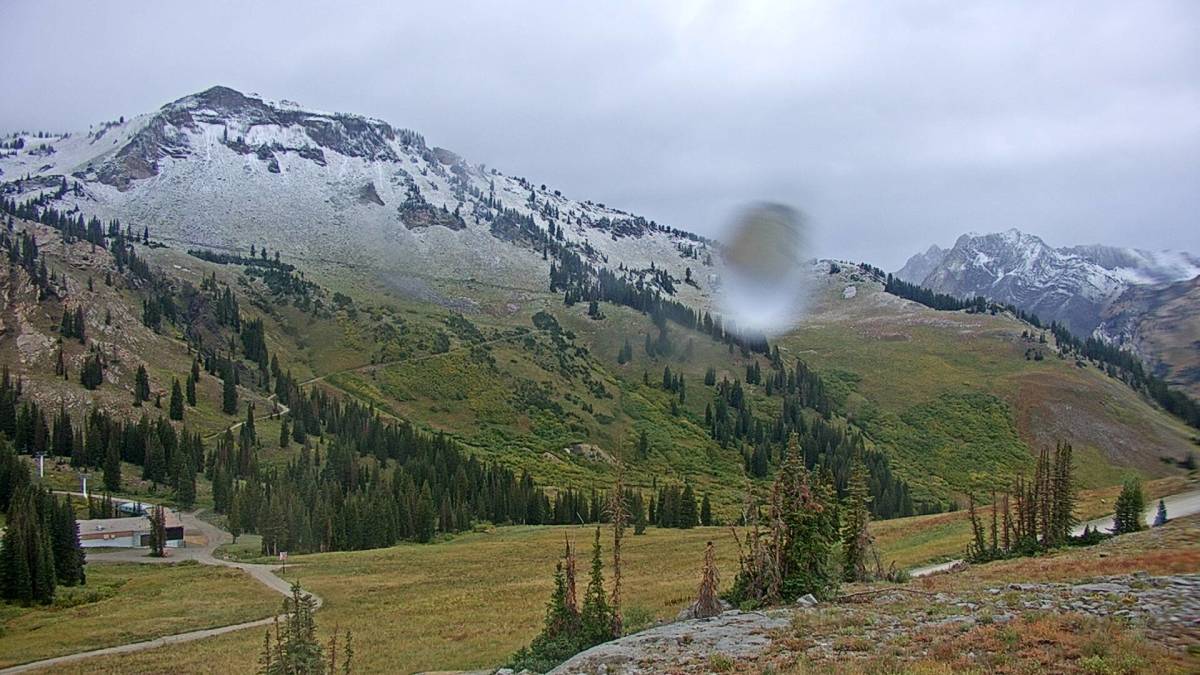 Utah Ski Resorts Graced by First Snowfall of the Season