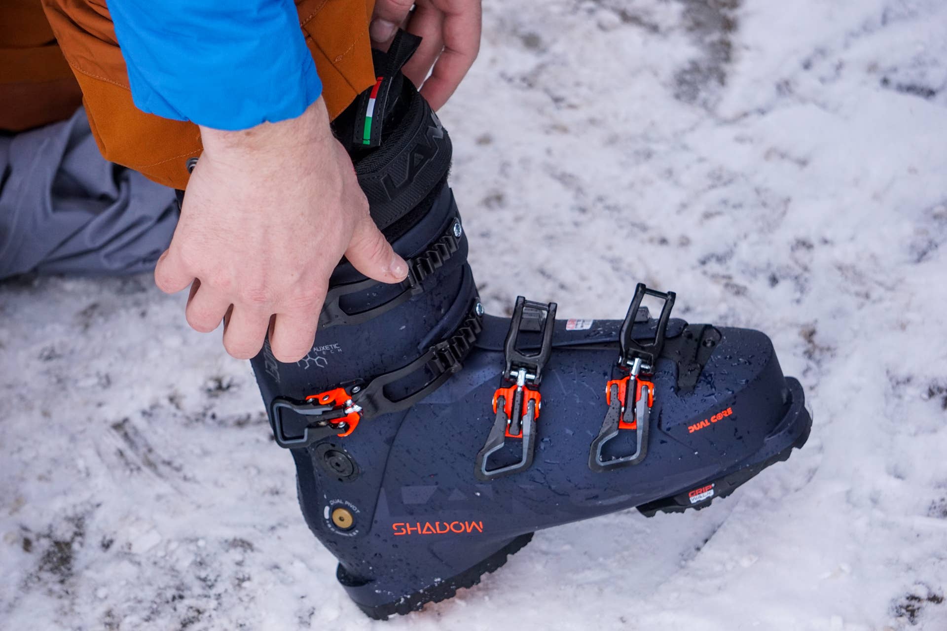 Powder Review: Lange Shadow 130 MV Boot