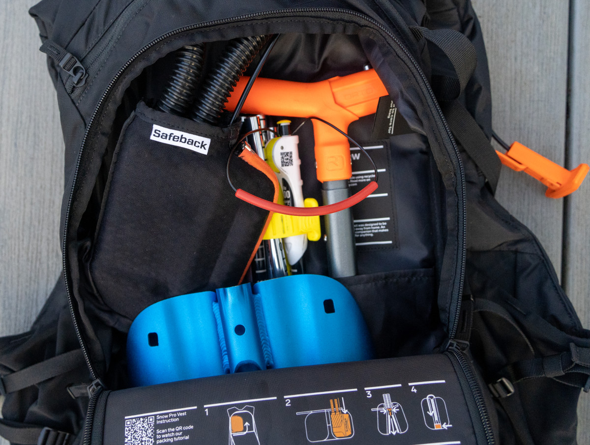 Review: Db Snow Pro Vest 8L with Safeback SBX Avalanche Survival System