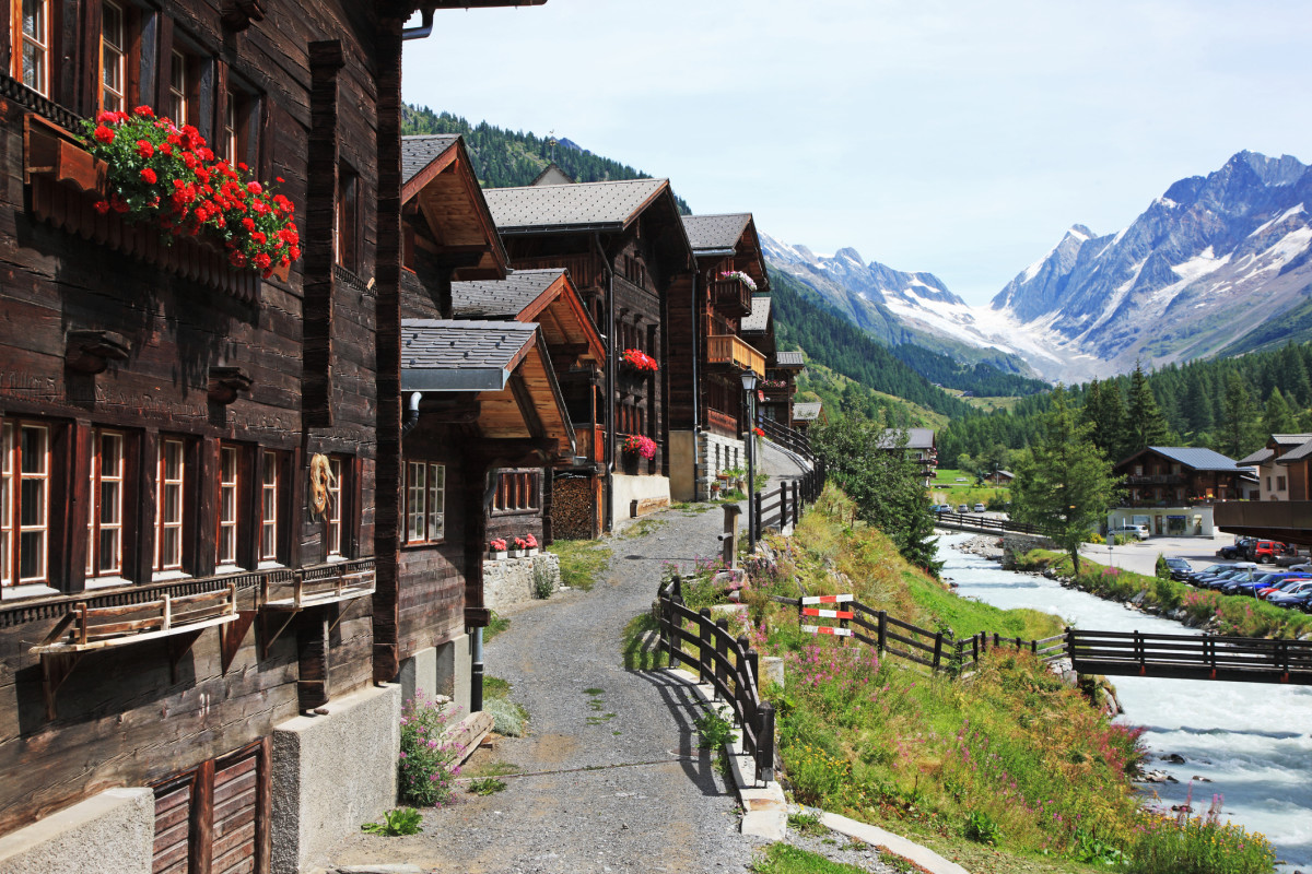 Swiss Village Buried by Massive Glacial Collapse