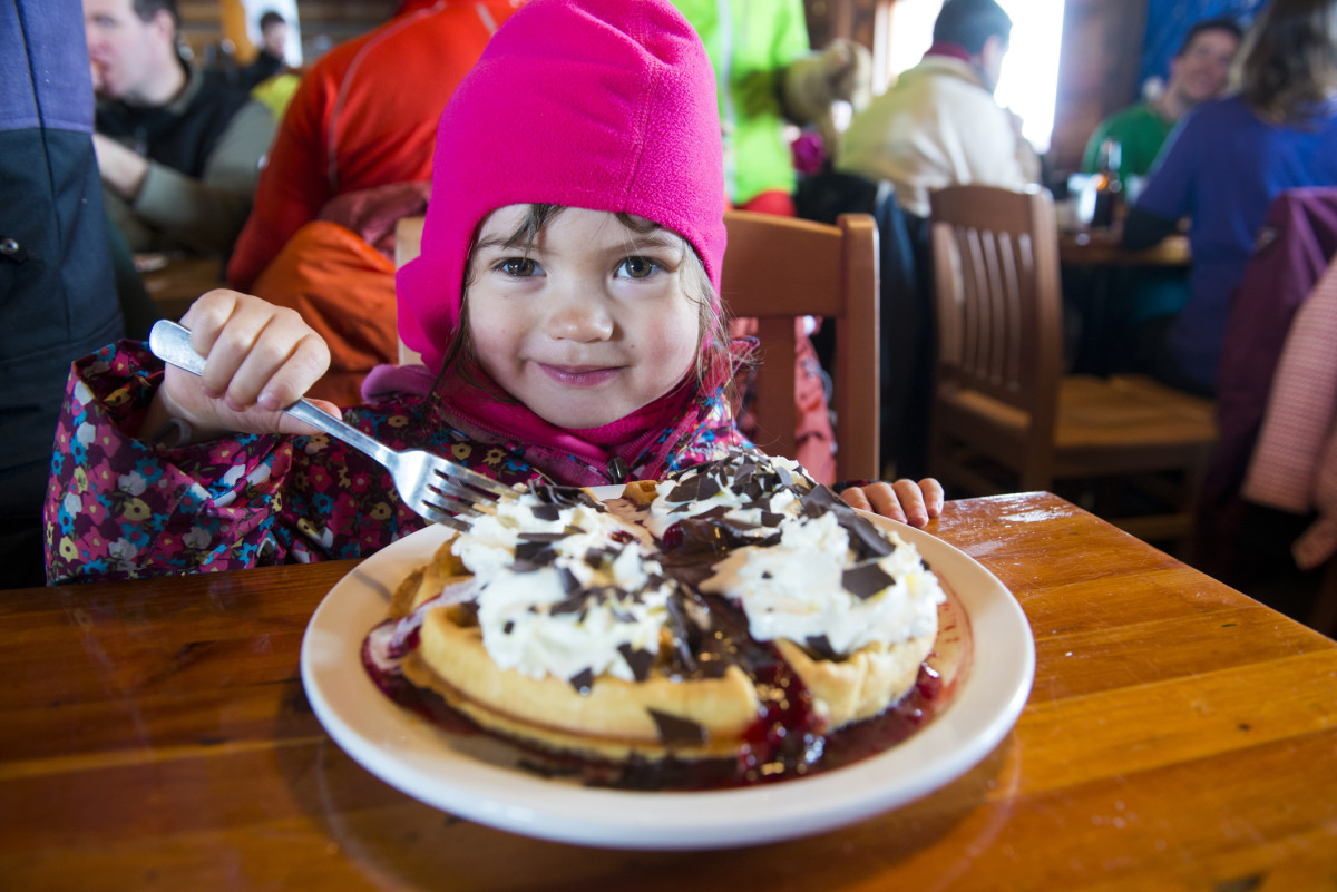 Top 9 Ski Resorts With the Best On-Mountain Dining