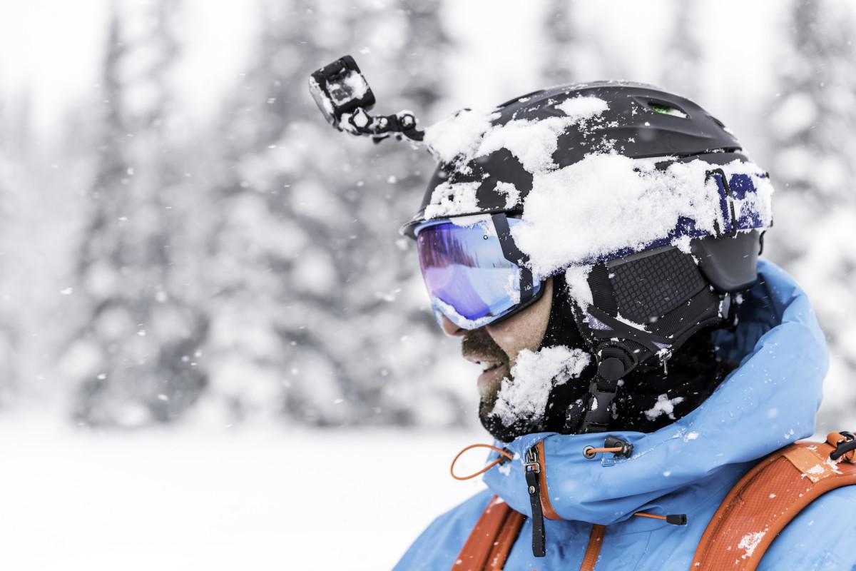Ski Accessories: What You Need and What You Can Skip