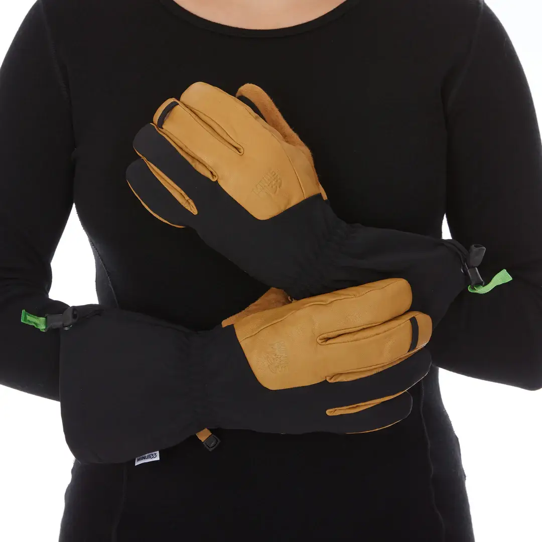 The 10 Best Holiday Gifts For Skiers
