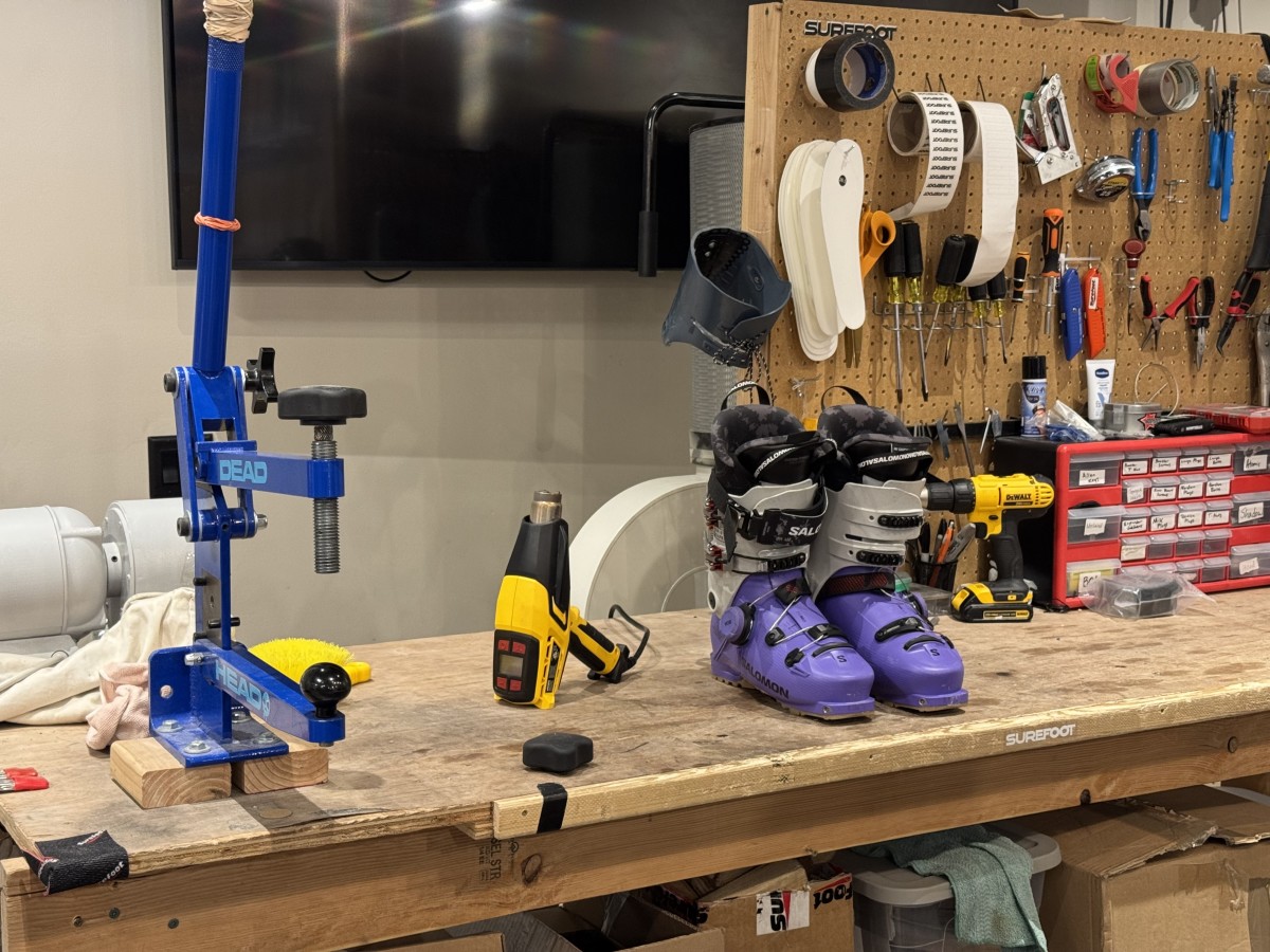 Essential Ski Boot Accessories: Top 6 Must-Haves