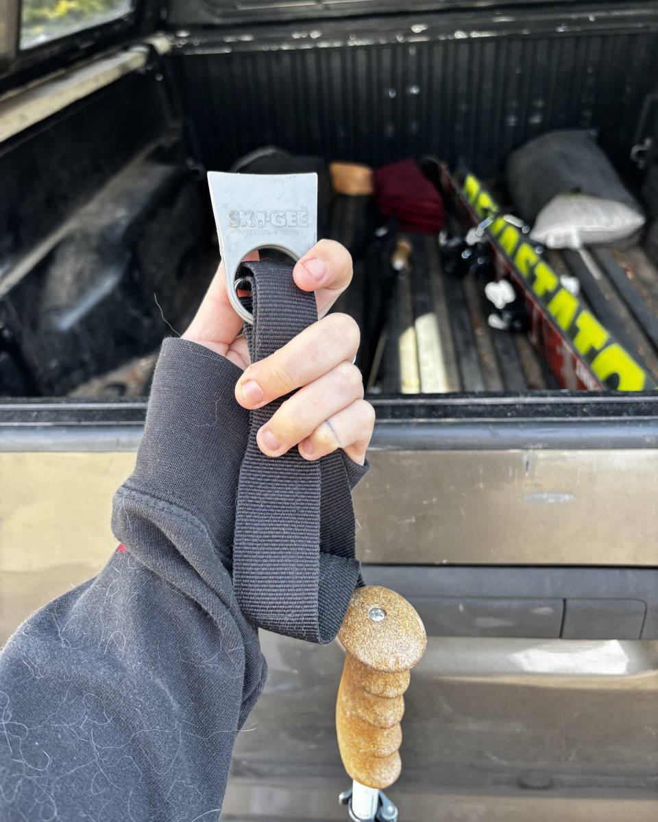 Ski Accessories: What You Need and What You Can Skip