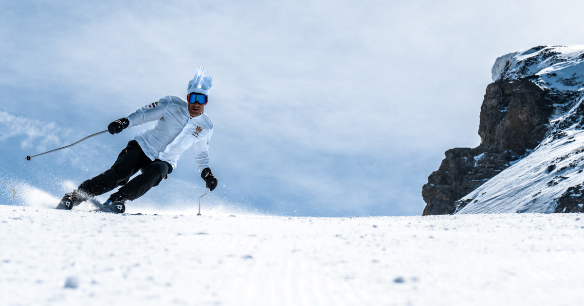 There's A World-Class Chef Flipping Burgers at This Ski Lodge - Powder