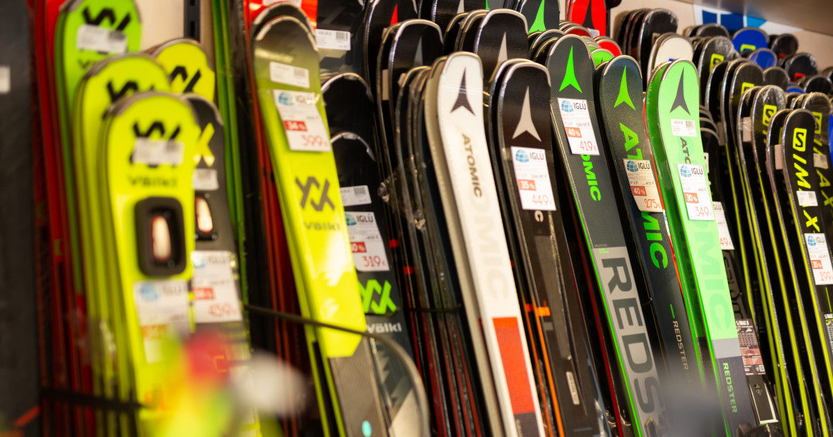 Learning From Locals - Powder