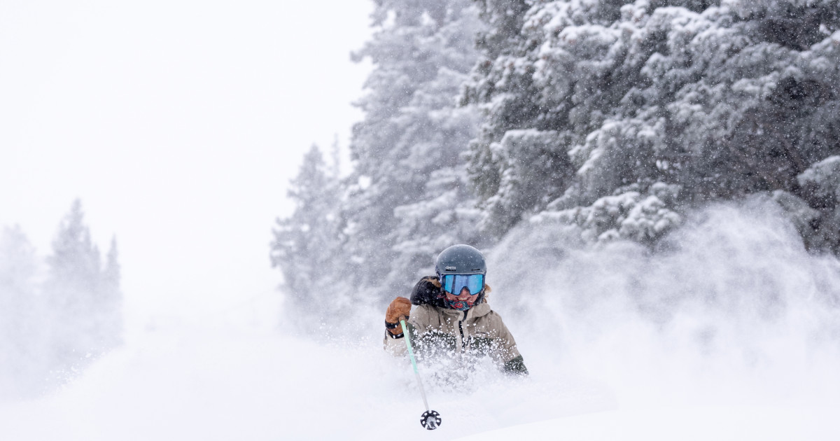 Snow Returns to Colorado As Ski Season Gets Boost - Powder