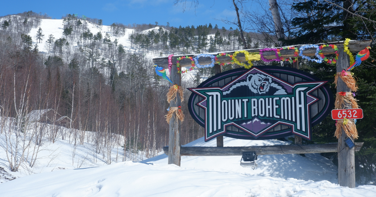 It Only Costs $99 Per Season to Ski The Midwest's Powder Mecca - Powder