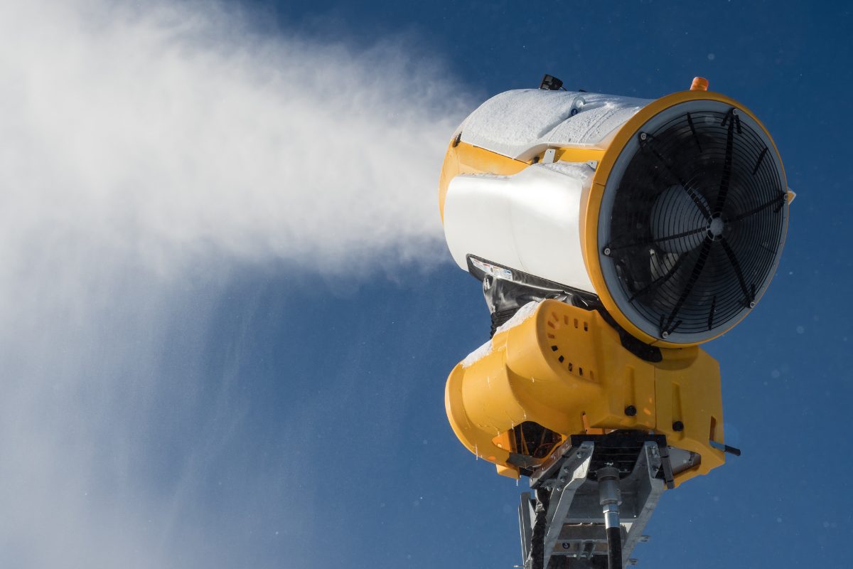 Top 8 Ski Resort Jobs To Work This Winter - Powder