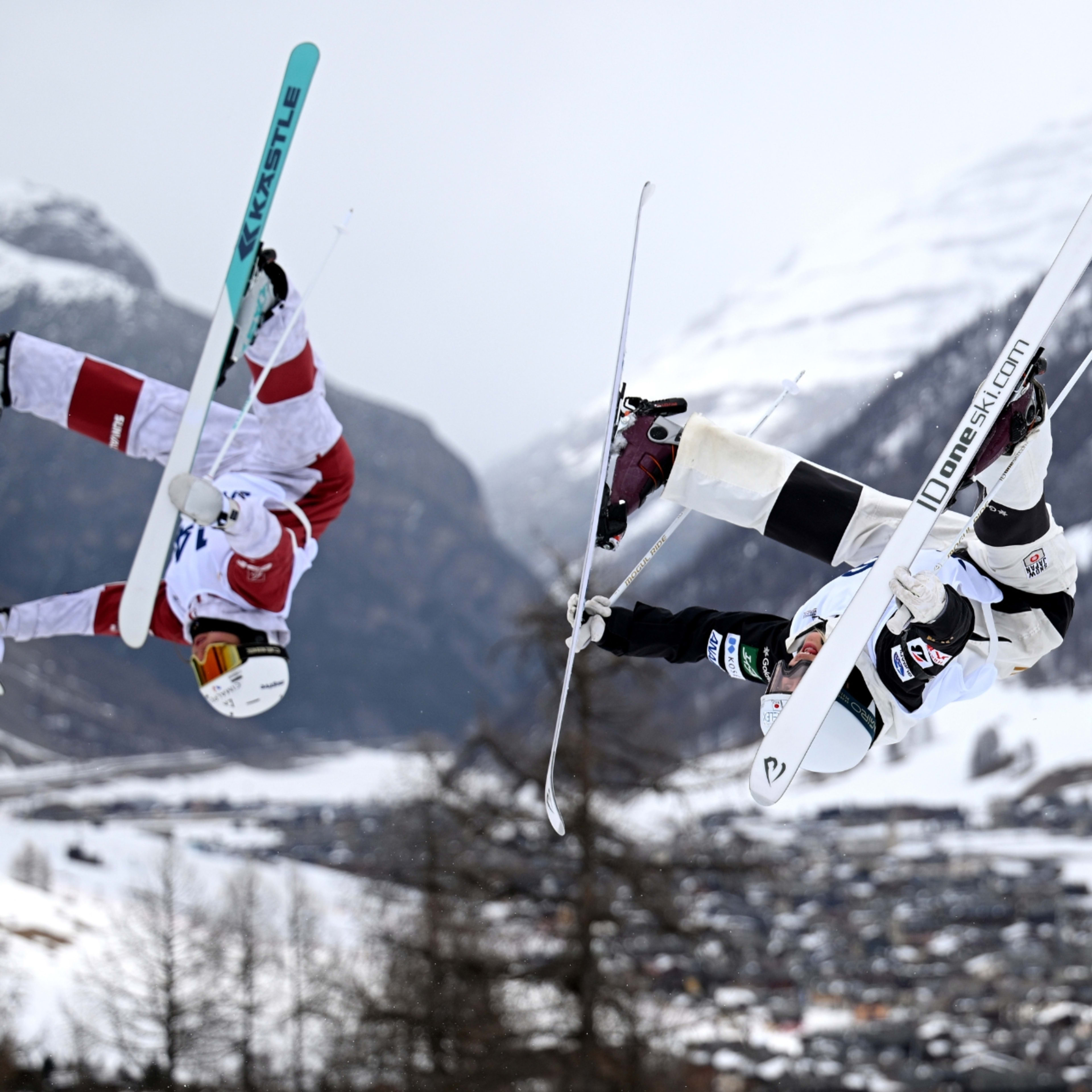 Dallas Cowboys Cheerleaders Coach Moguls Star Jaelin Kauf - Powder