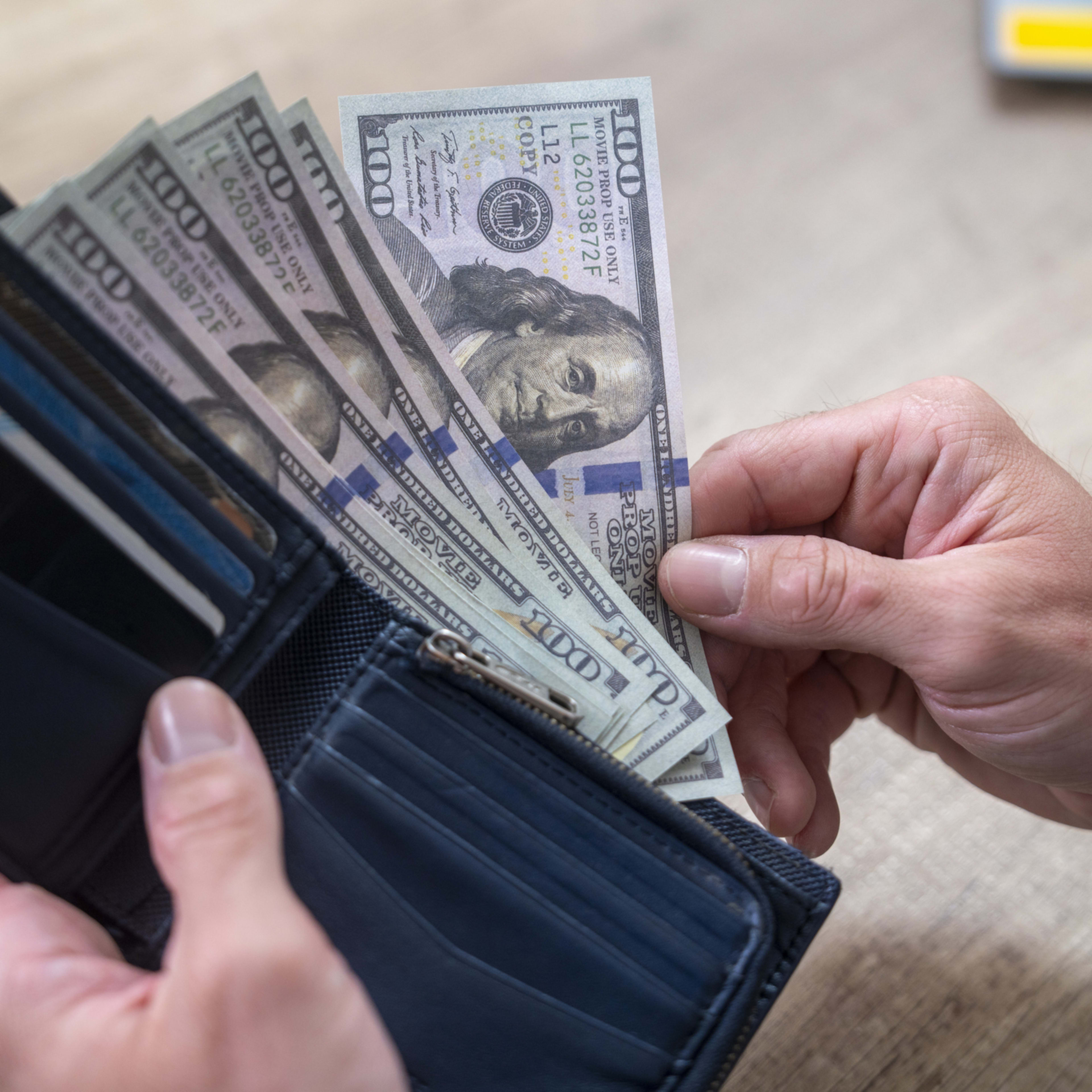 Andrzej Bargiel Makes First Full Ski Descent of Mount Everest - Powder