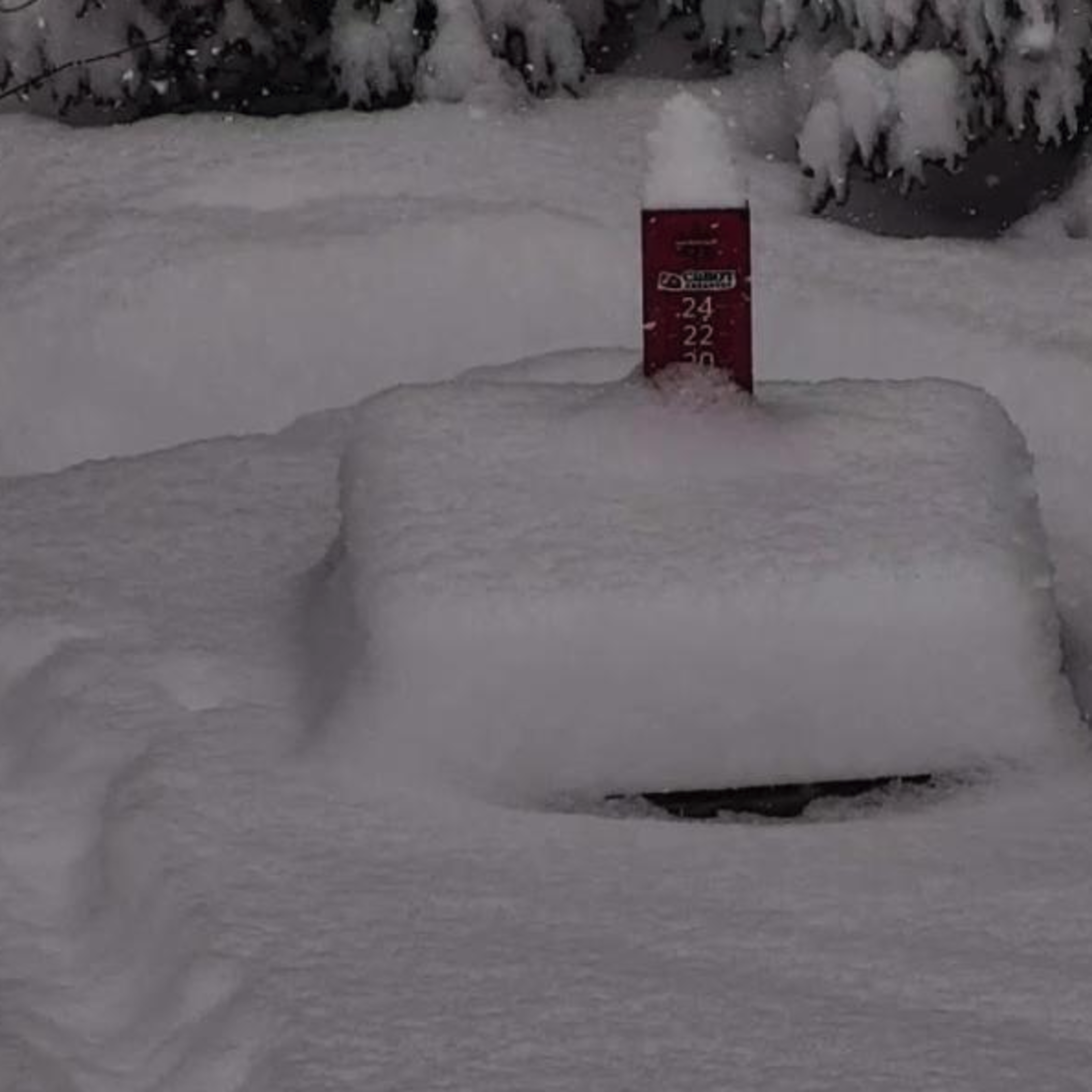 Saddleback Ski Resort Issues "Apology" for Deep Snow - Powder