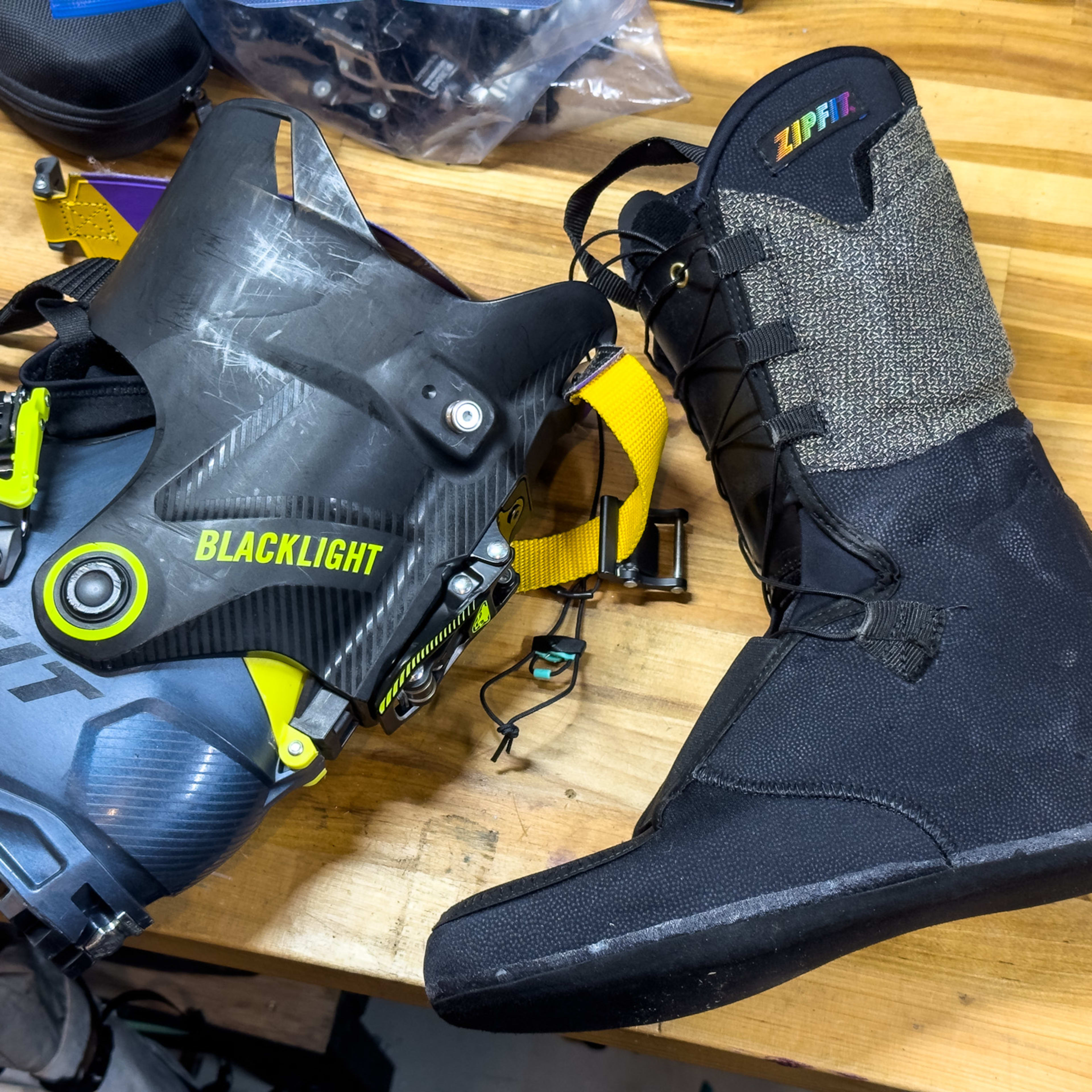 Ski Star Lindsey Vonn Crashes, Airlifted From Race Course - Powder