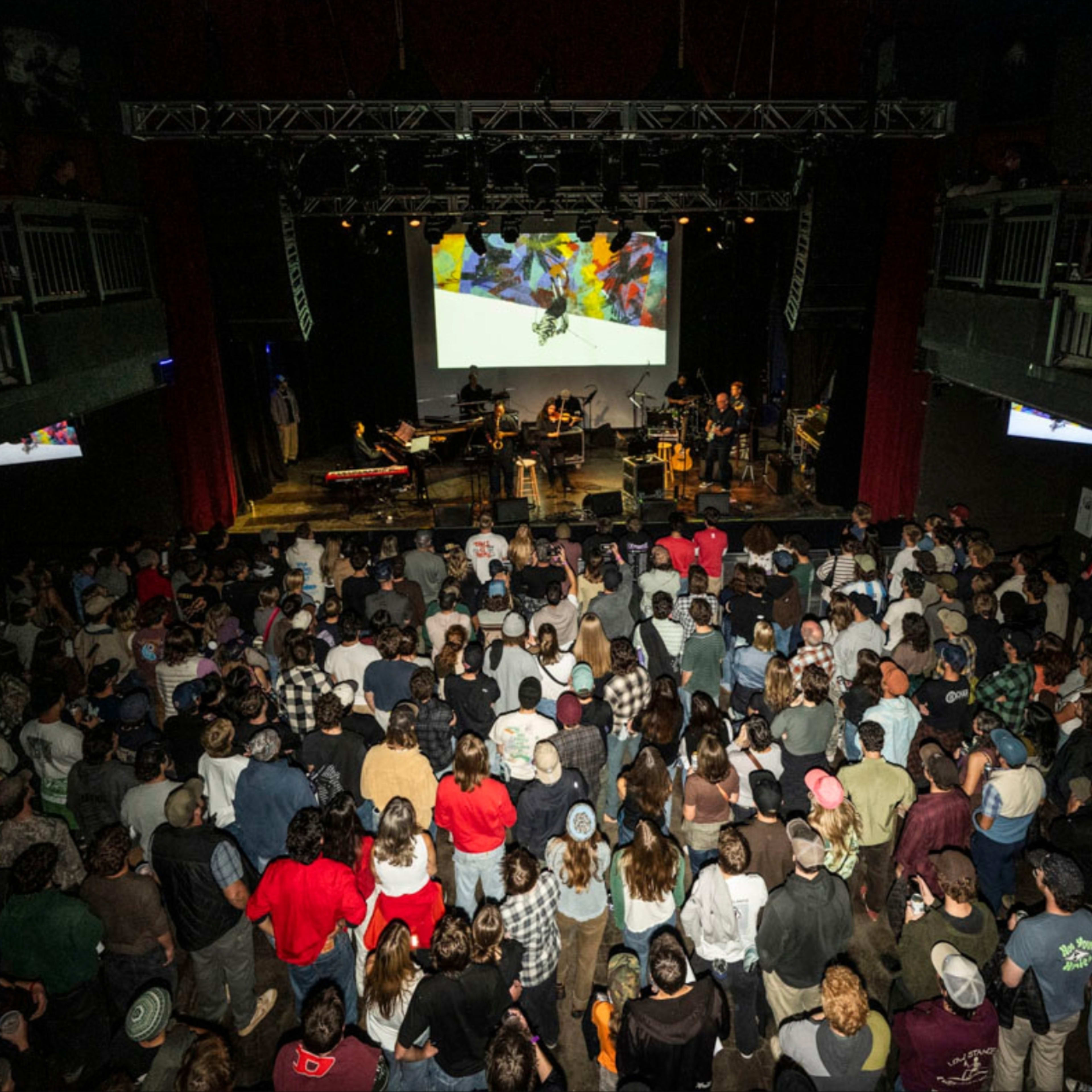15+ Inches of Snow Buries B.C. and Alberta Ski Resorts - Powder