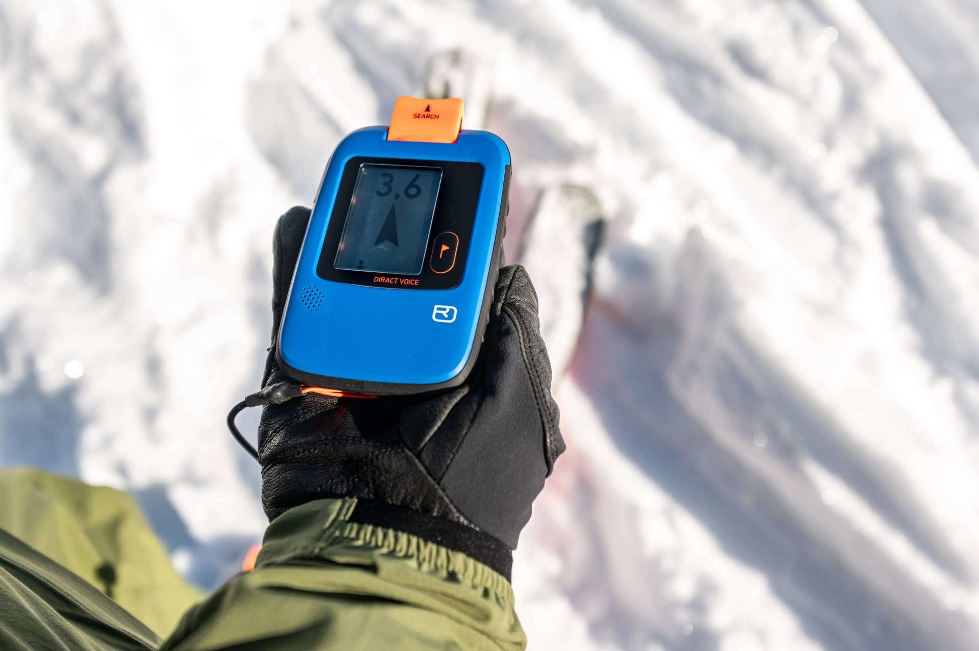 Review: Pieps Pro IPS Avalanche Beacon - Powder