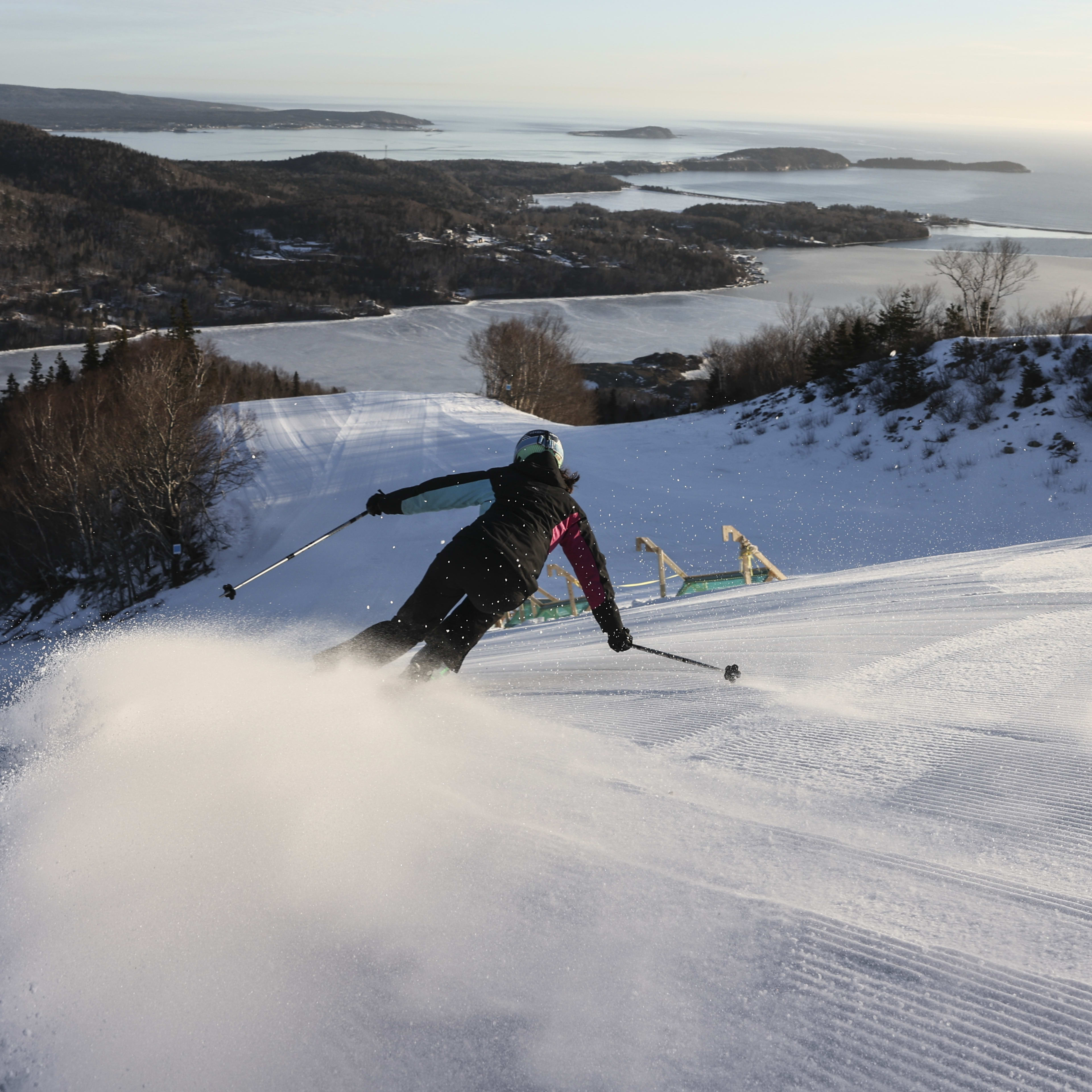 The 7 Best Michigan Ski Resorts - Powder