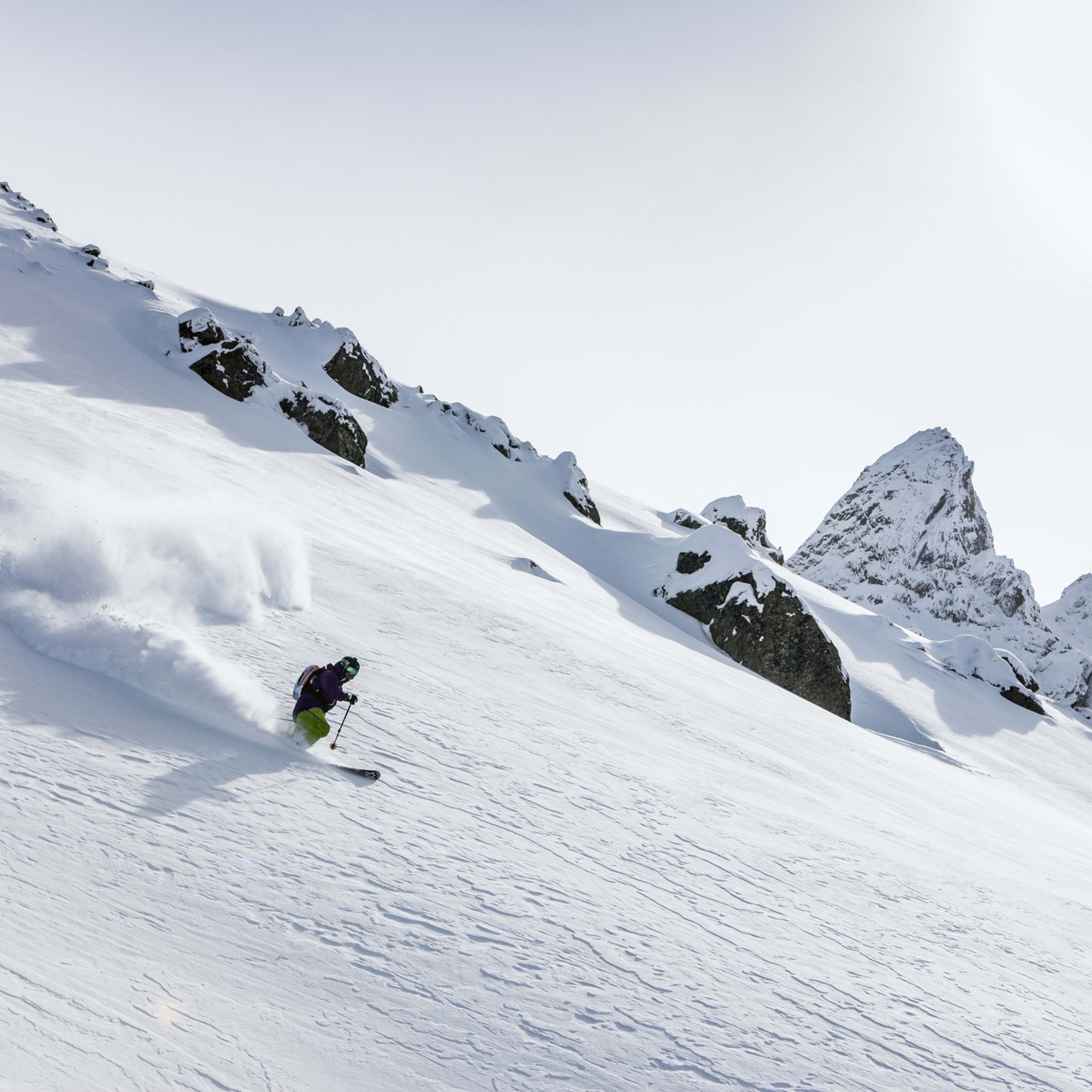 Essential Ski Gear and Tech Terms: A Comprehensive Glossary - Powder