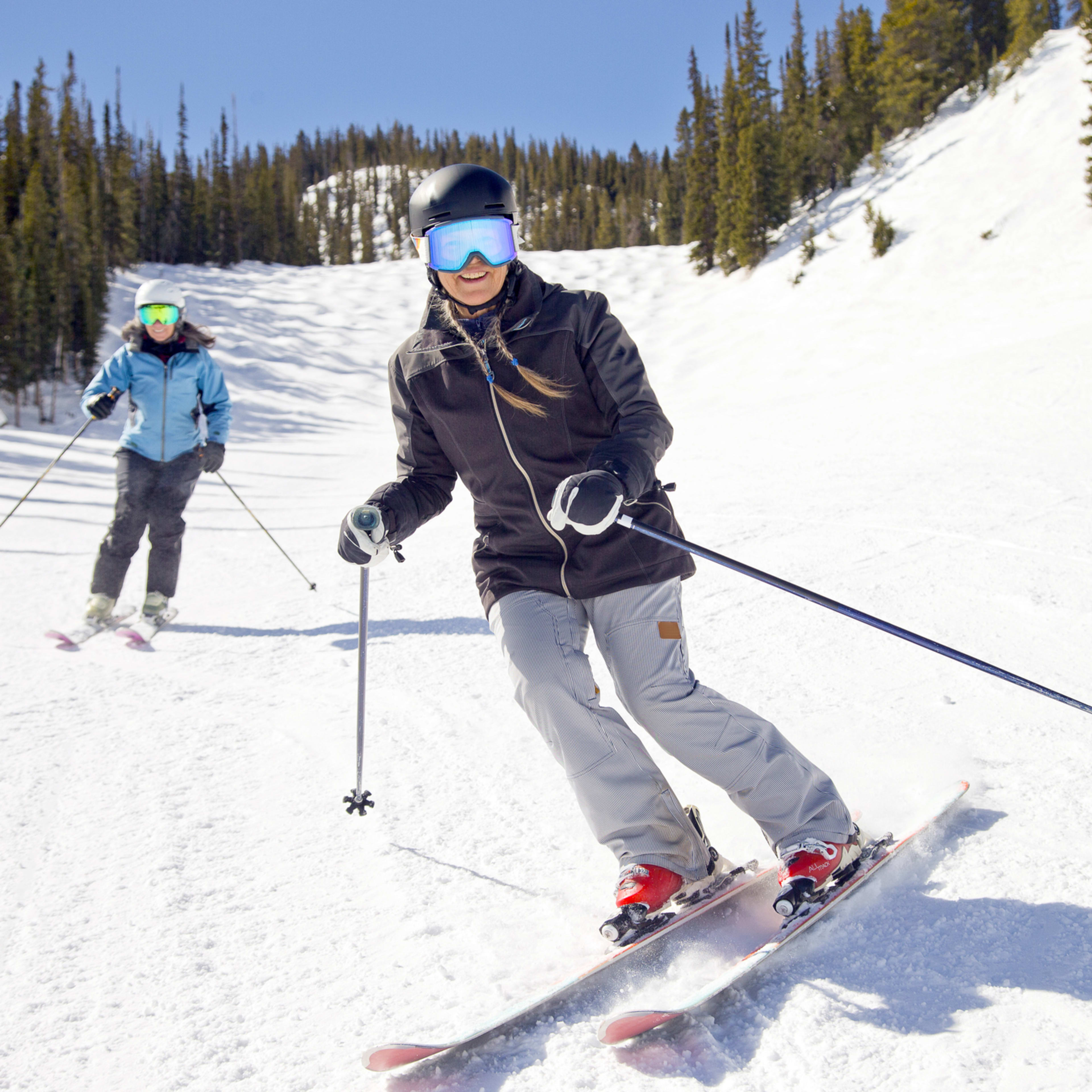 Best 5 Ski Exercises for Skiing: Legs, Core and Cardio - Powder