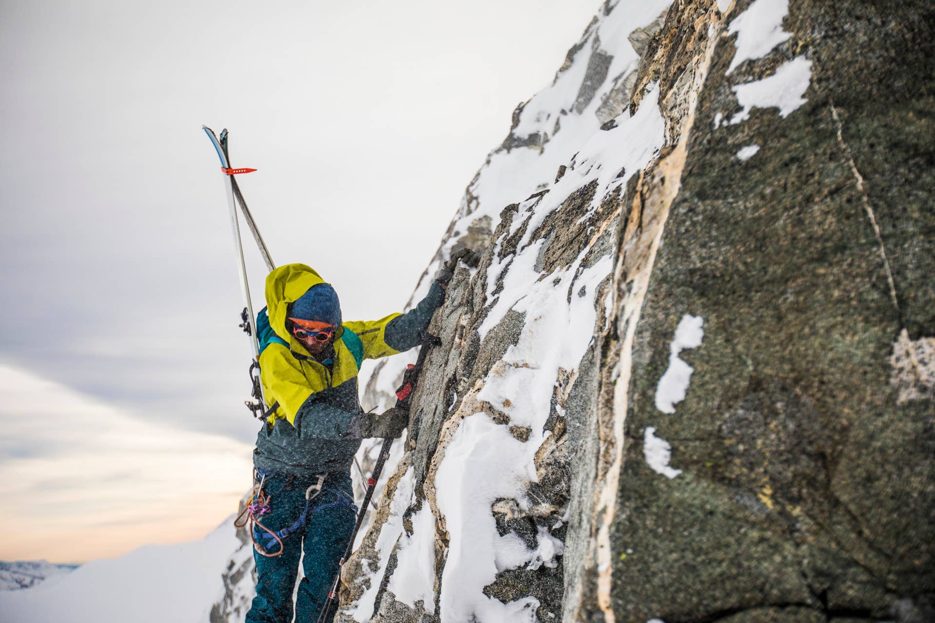 The 11 Different Types of Skis: A Complete Guide - Powder