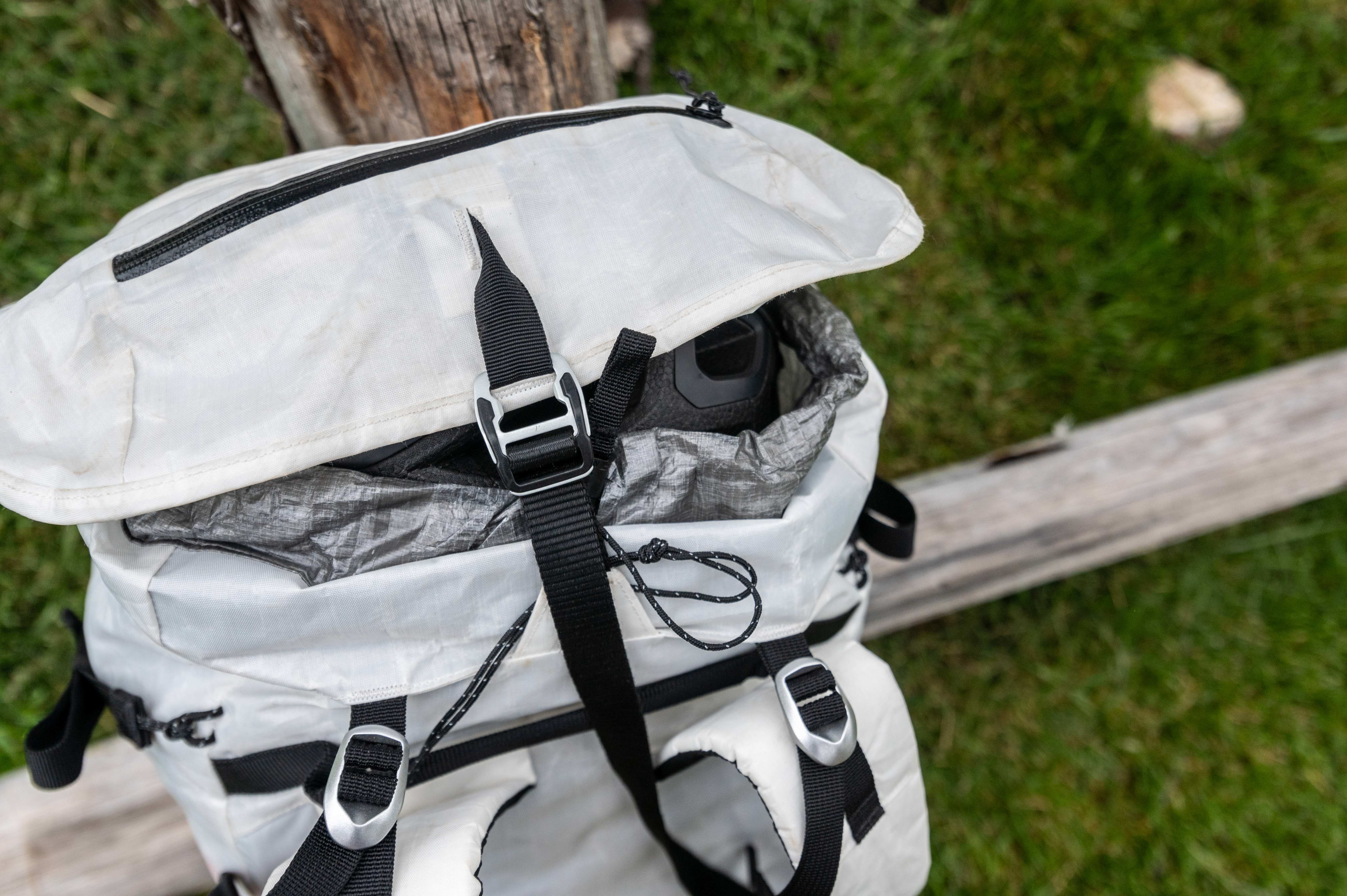Samaya’s Ultra 35 Pack is A Minimalist’s Dream Ski Backpack - Powder